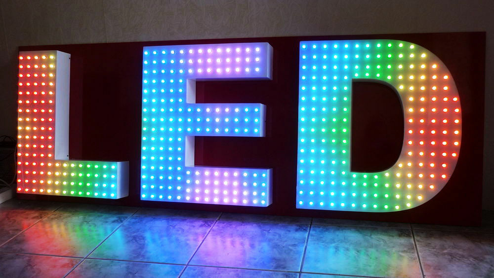 Изготовление световых LED-панелей в Саратове